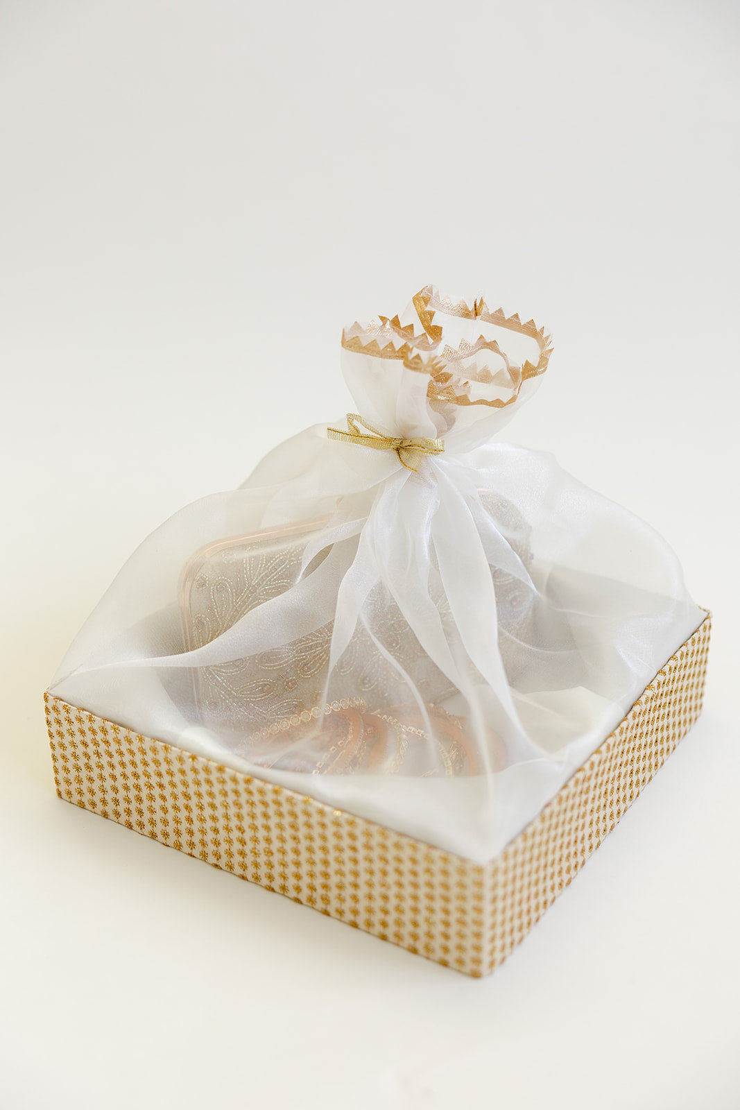 Sitara Gold Square Gift Hamper Basket – Decorasian