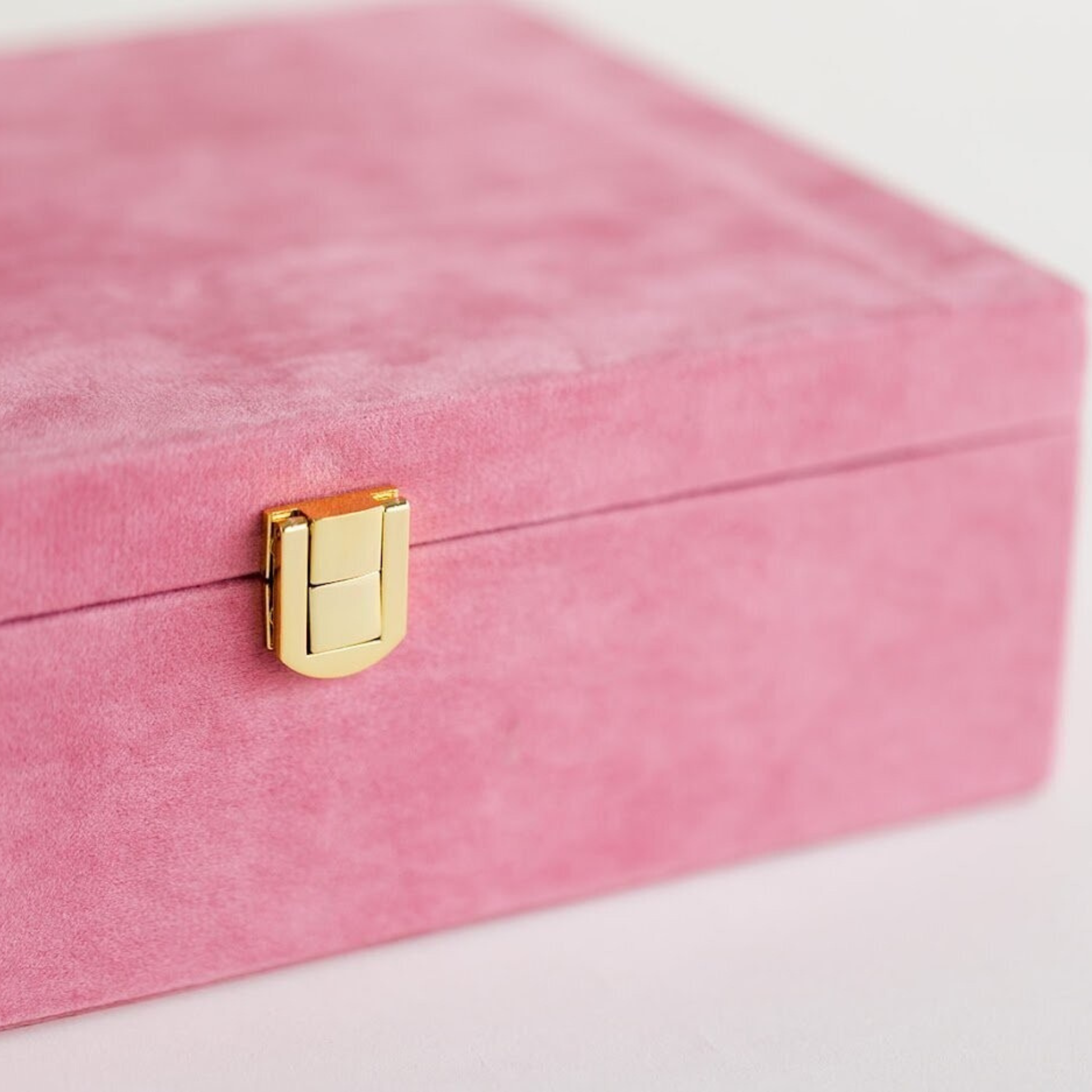 Ambika Luxury Baby Pink Suede Gift Box – Decorasian